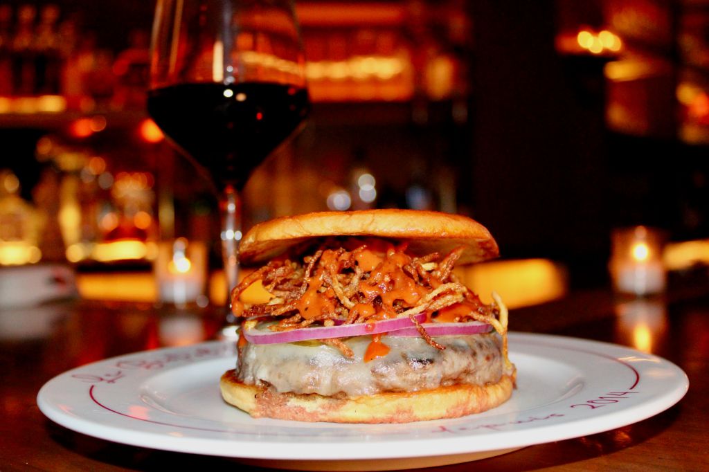 Best Burgers in Dallas: 2026 Local Food Guide