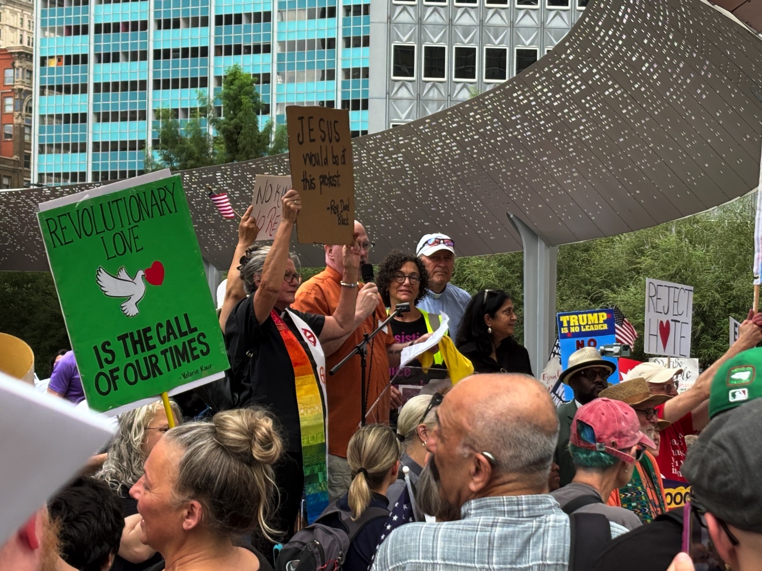 PHOTOS: Scenes From the No Kings Protest in Dallas