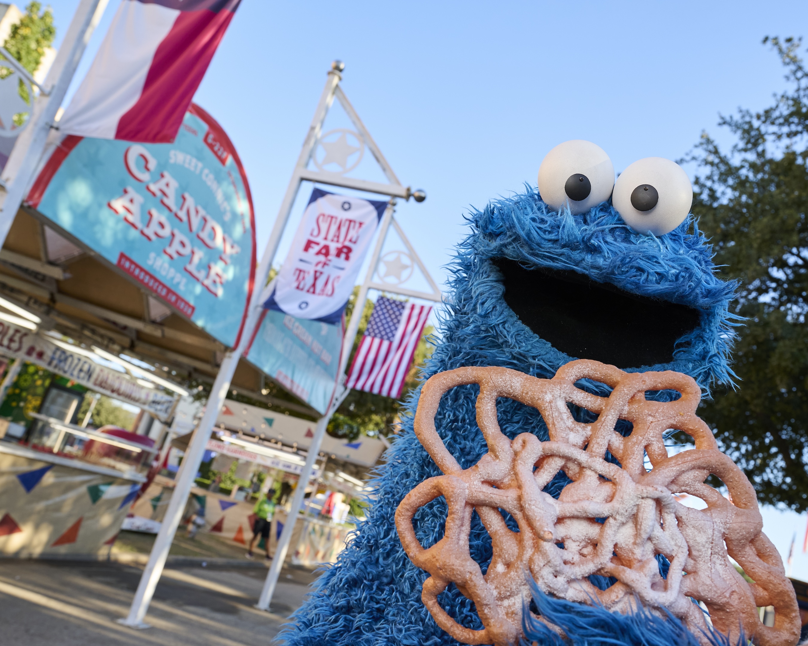 Video: Cookie Monster Talks Cookie Chaos at State Fair of Texas