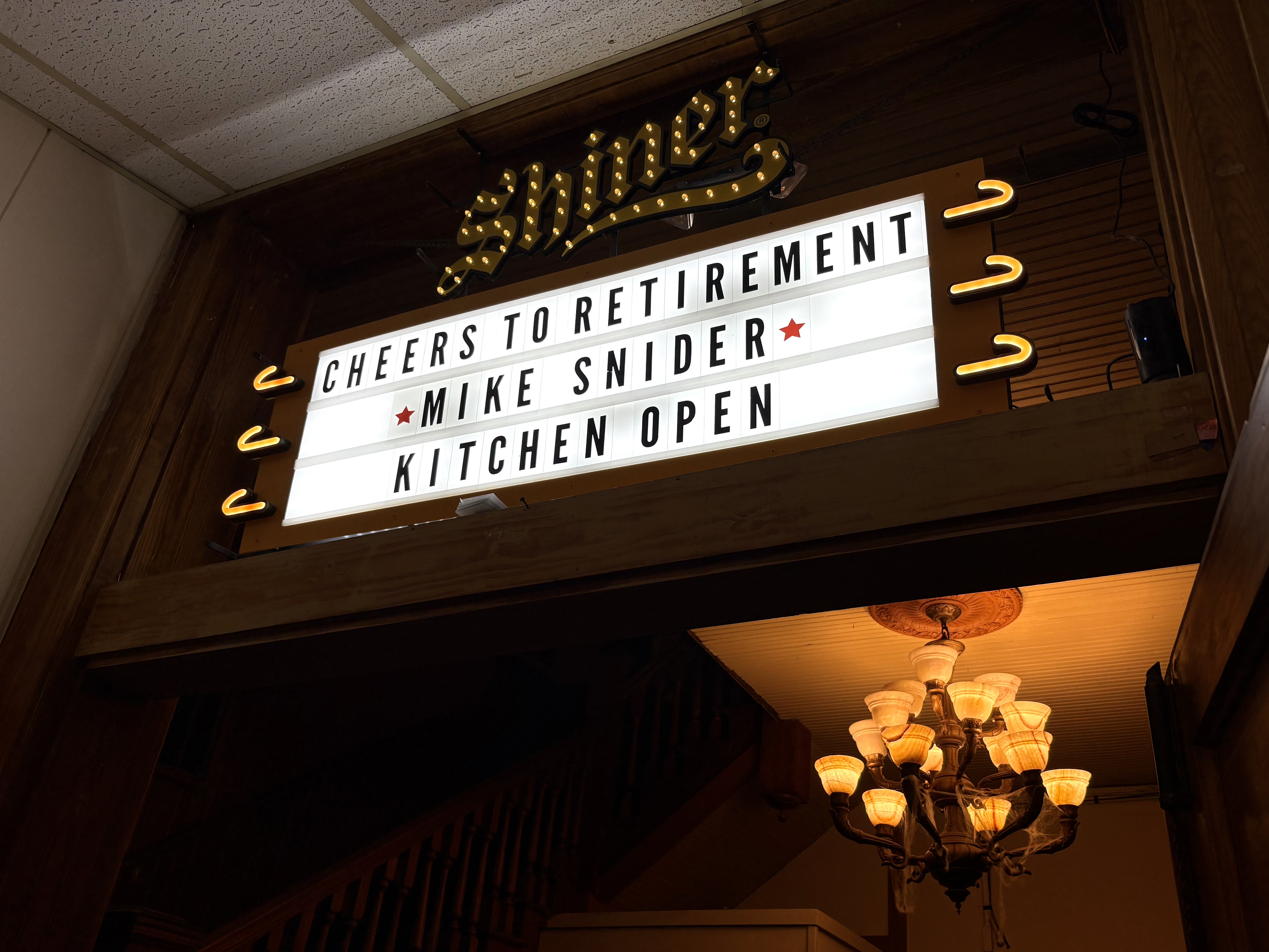 Dallas Bands Bid Mike Snider Farewell at Retirement Party Concert