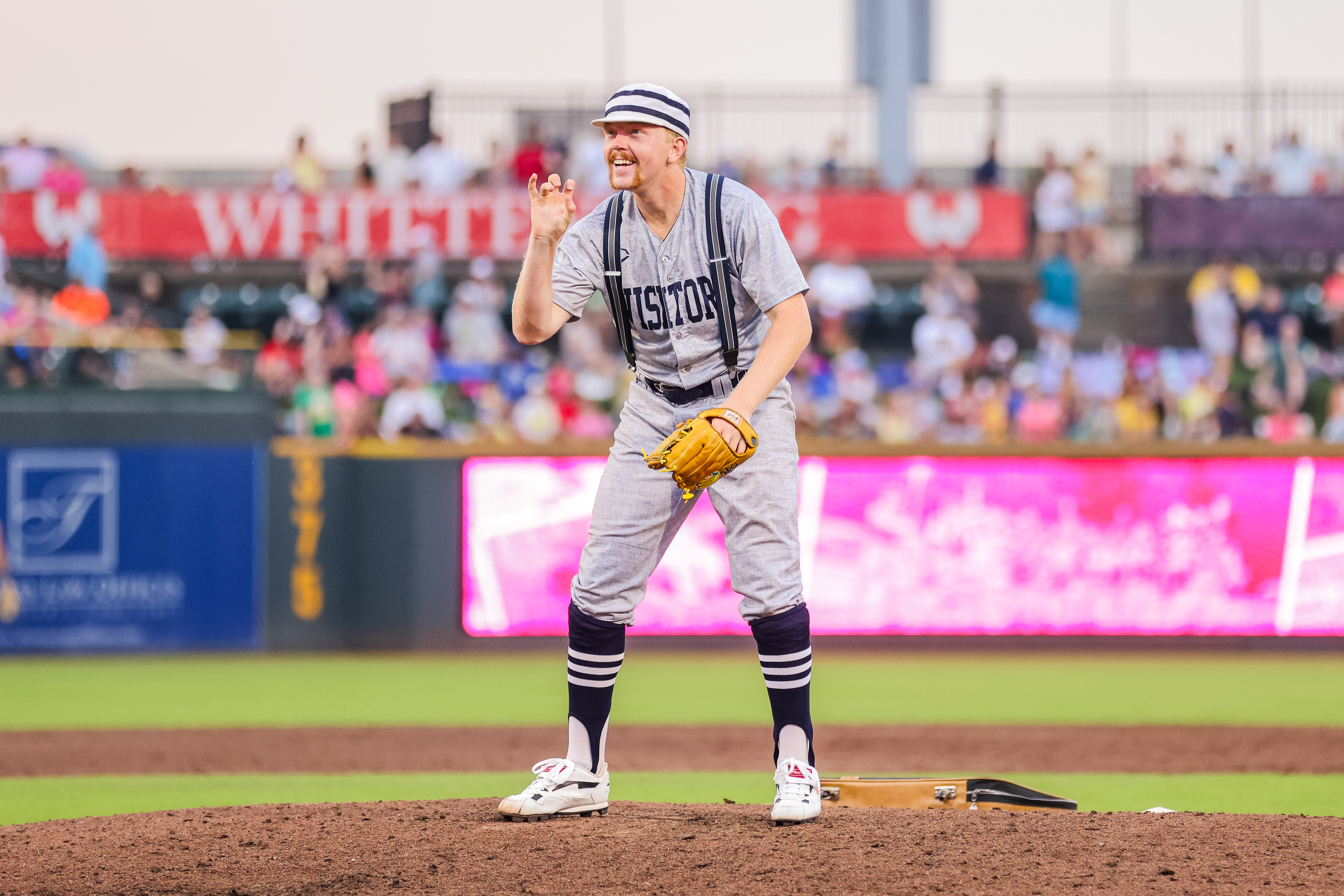 Keller S Fisher Polydoroff Joins The Indianapolis Clowns
