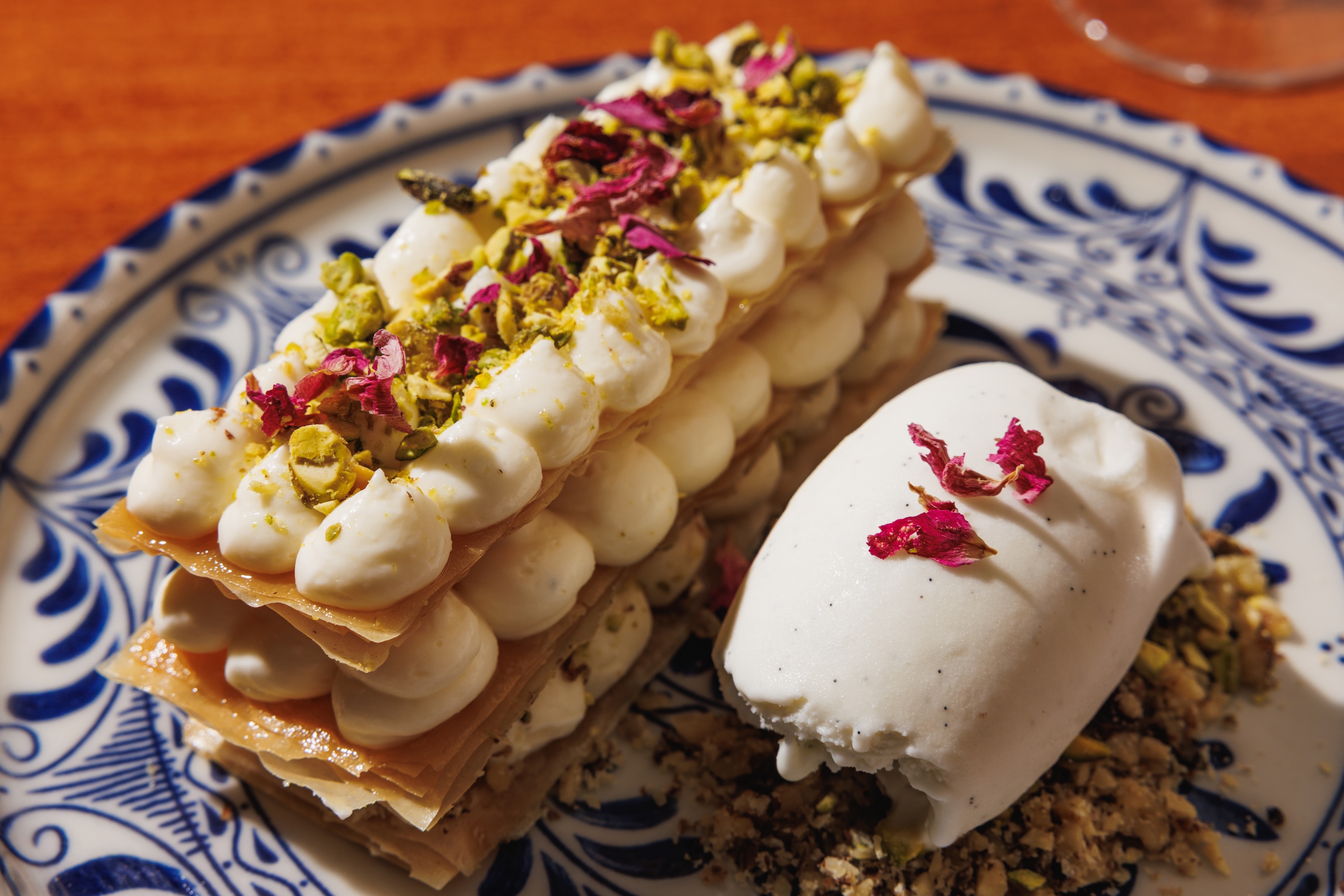 Mediterranean Restaurant Zon Zon Opens in North Dallas