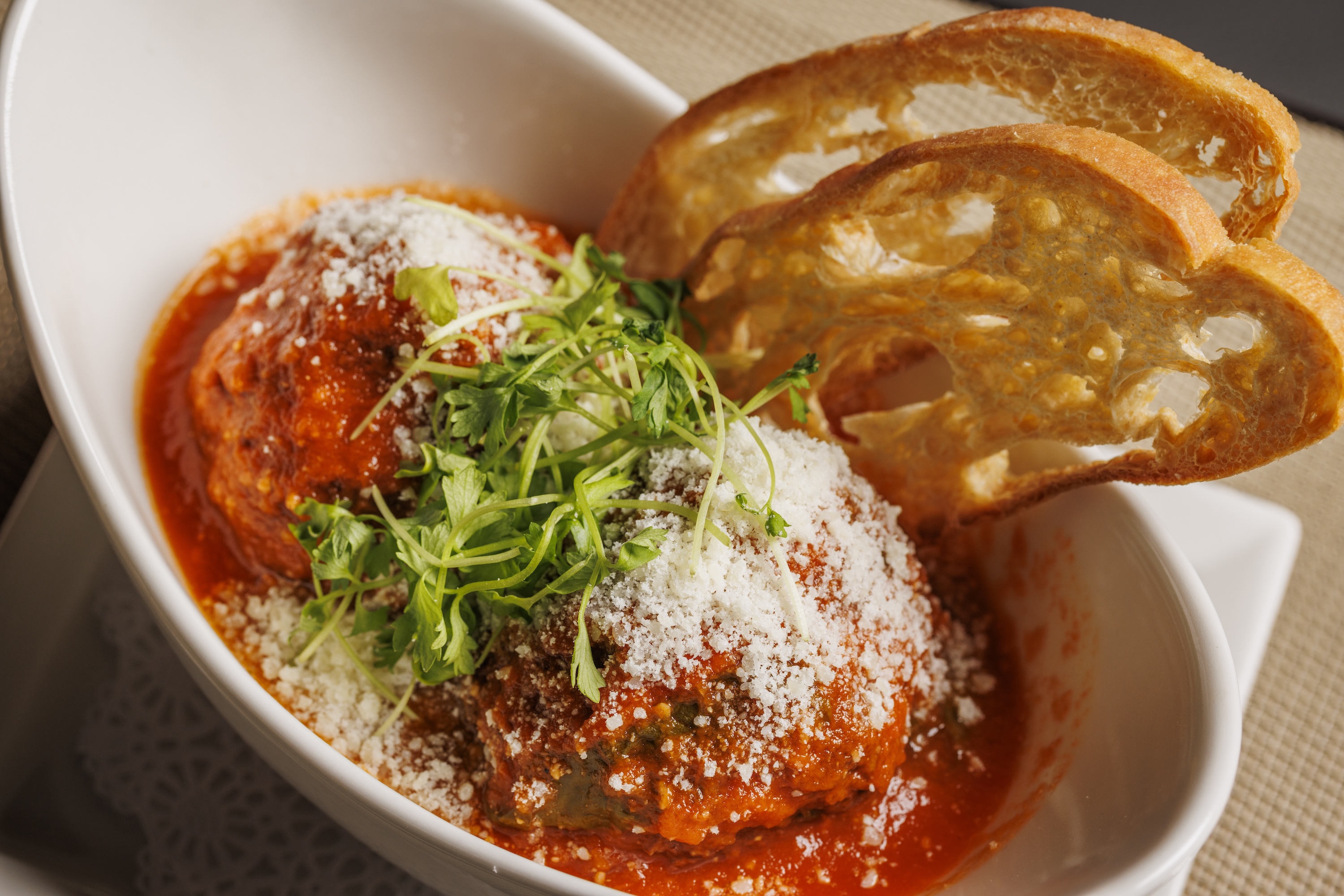 New 'Italia-Merica' Restaurant, Urban Italia, Opens in Victory Park