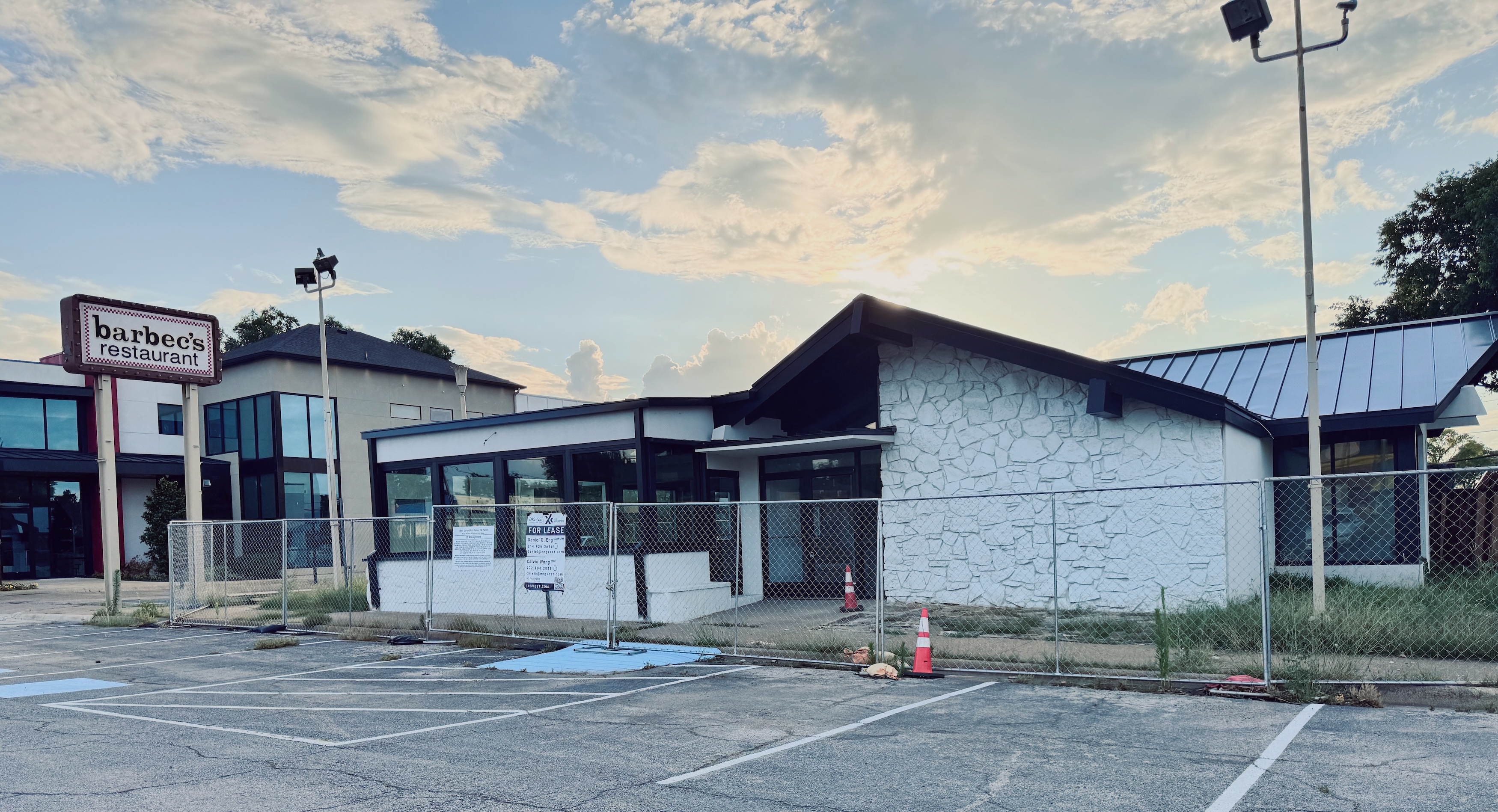 WTF happened to the old Barbec's space in Dallas?