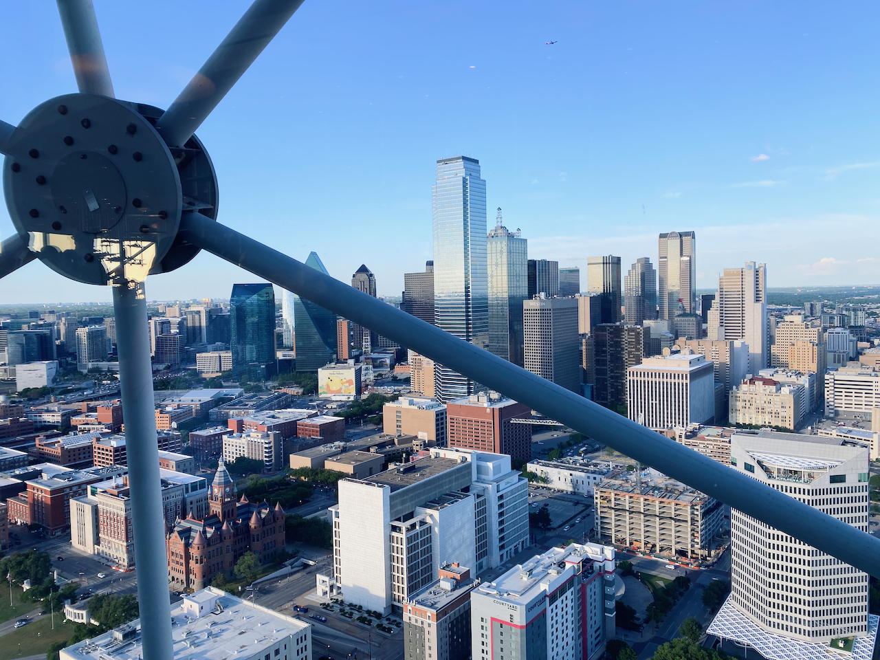 A Look at Crown Block, the New Restaurant atop Reunion Tower (That ...