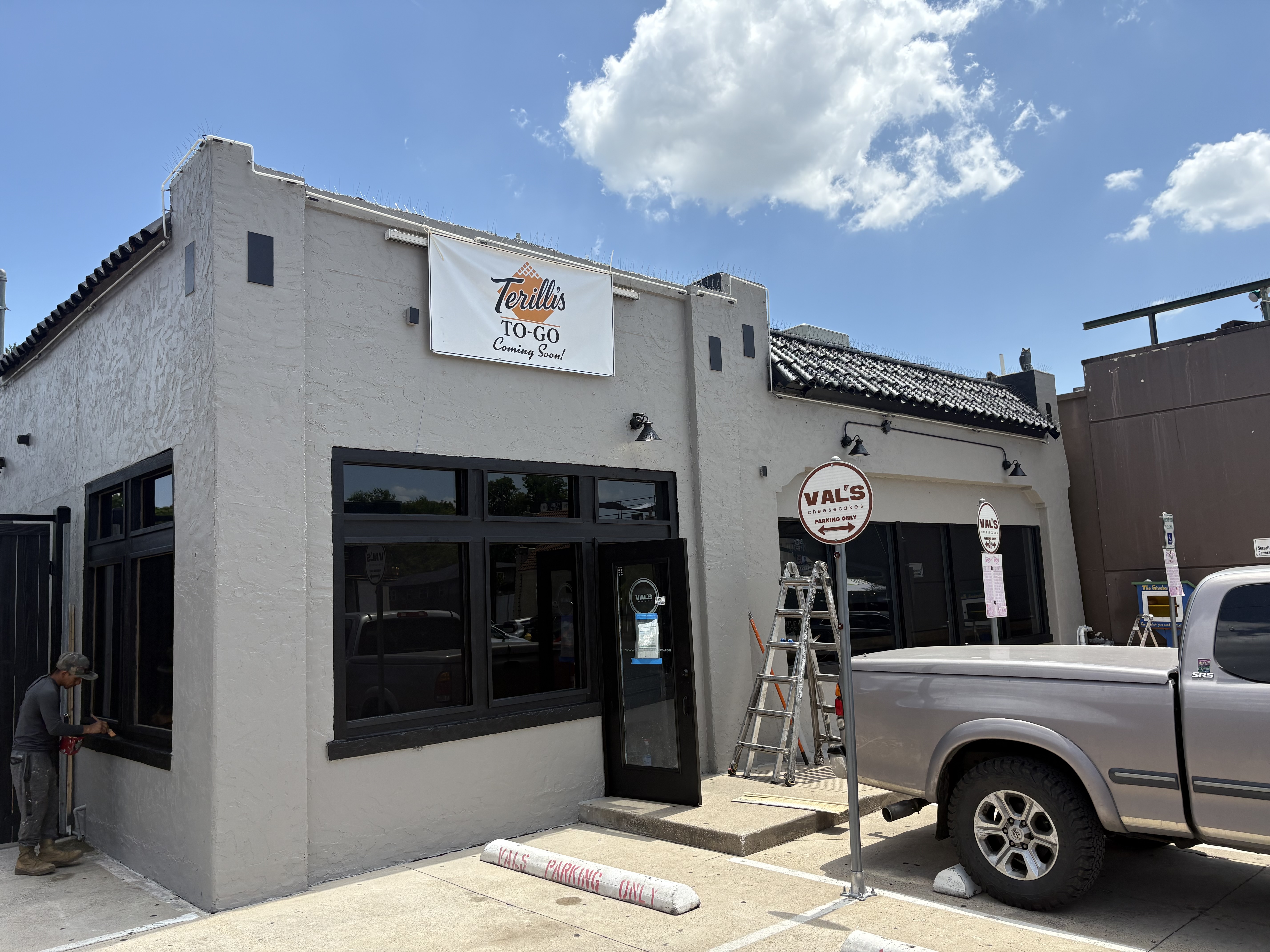 Terilli's in Dallas Opening To-Go Spot In Former Val's Cheesecake ...