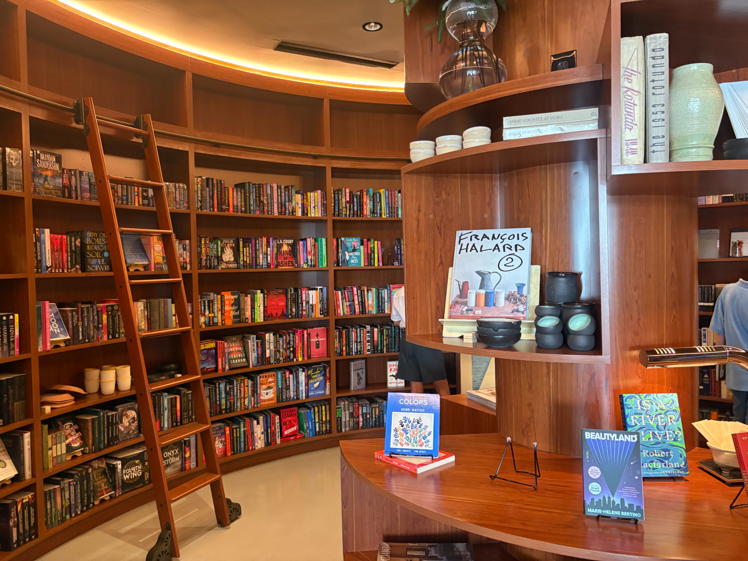 Bird's Bookstore Might Be The Best Literature Shop in Dallas | Dallas ...